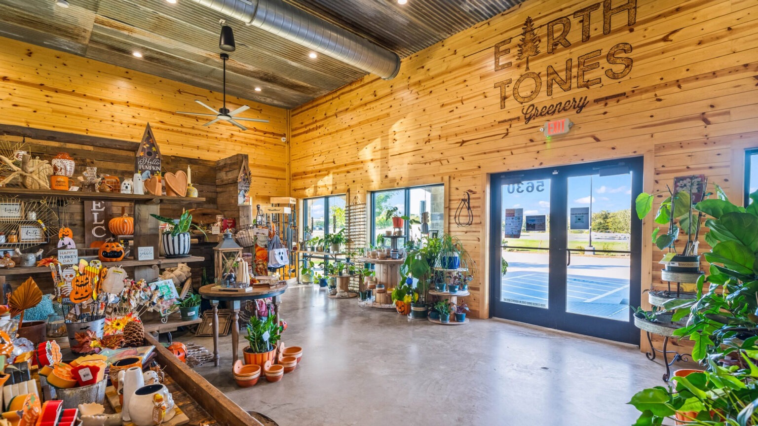 Residential Greenery & Landscape Installation – Earthtones Companies